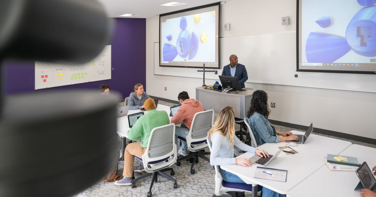 Rally Camera Extension Kit | Logitech for Business